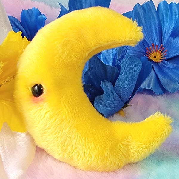 Essa Plushie - Etsy