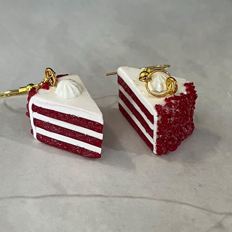 Red Velvet Cake Clay - Etsy