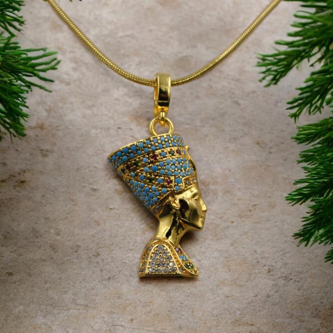 Handmade 24 carat gold plated Queen Nefertiti necklace Egyptian Queen ...
