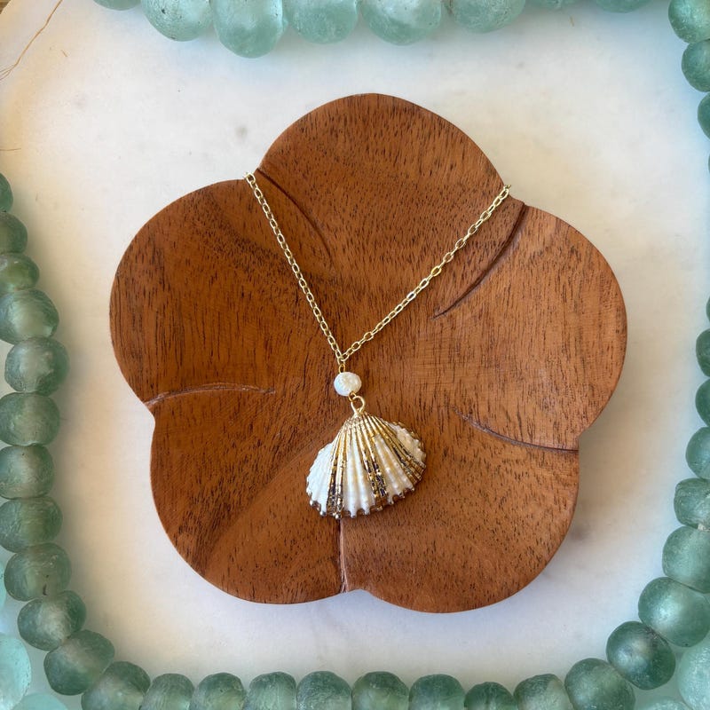 Beachy Necklace - Etsy