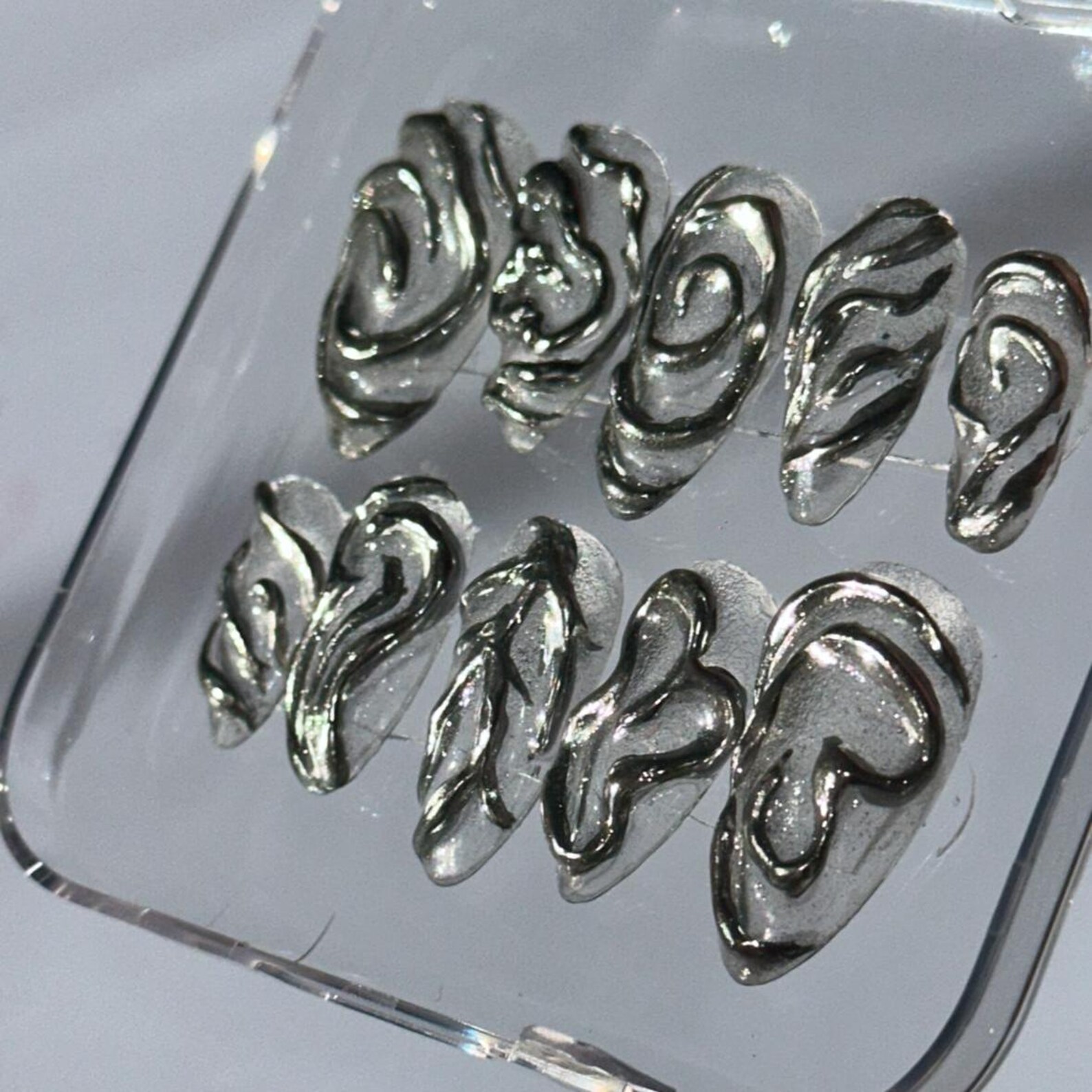 Handmade Chrome Silver Press-on Nails: Metallic Y2K Nail Art - Etsy