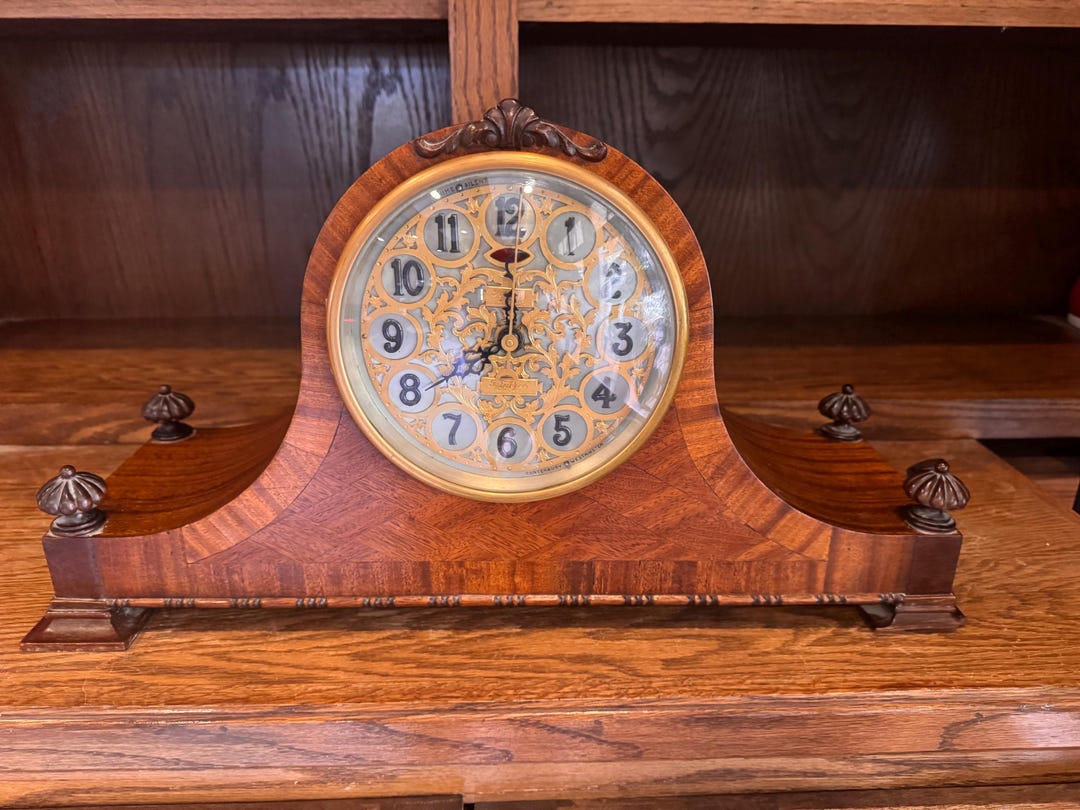 Revere Telechron Mantle Clock From Mid 20th Century. the Back Right ...