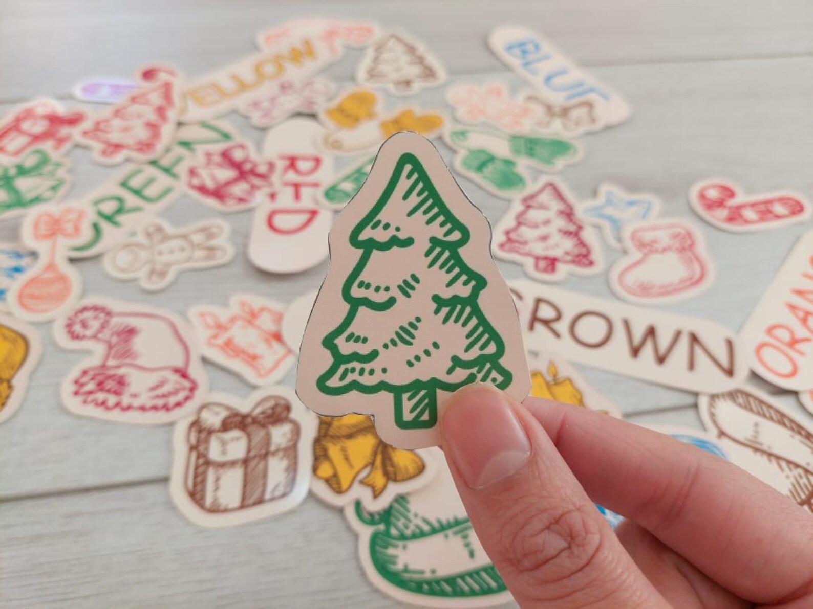 Color Matching Activity Kids for Holiday, Christmas Color Sorting Game ...