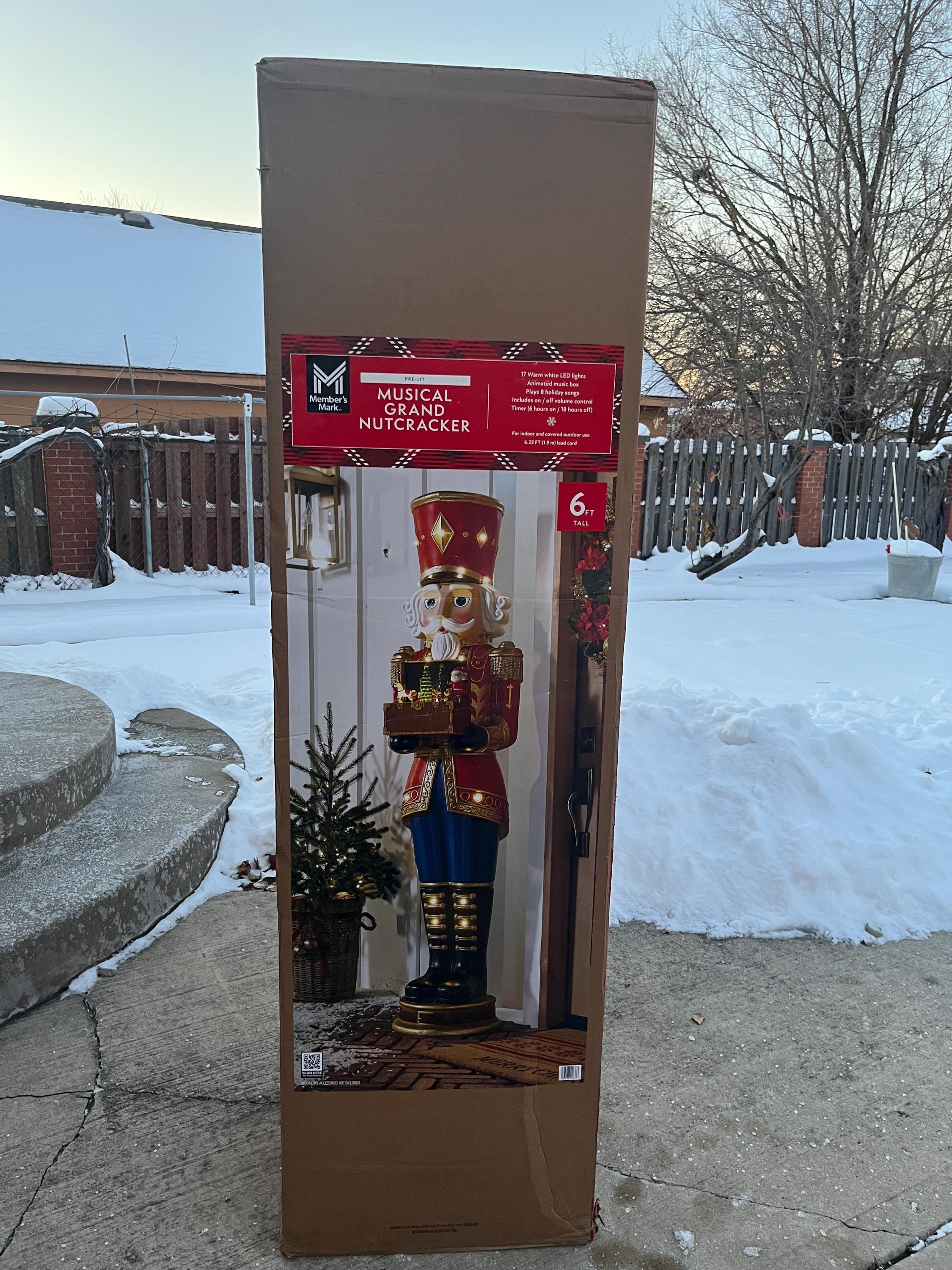 Member's Mark Giant Sized 6' Pre-lit Grand Nutcracker With Music Box ...