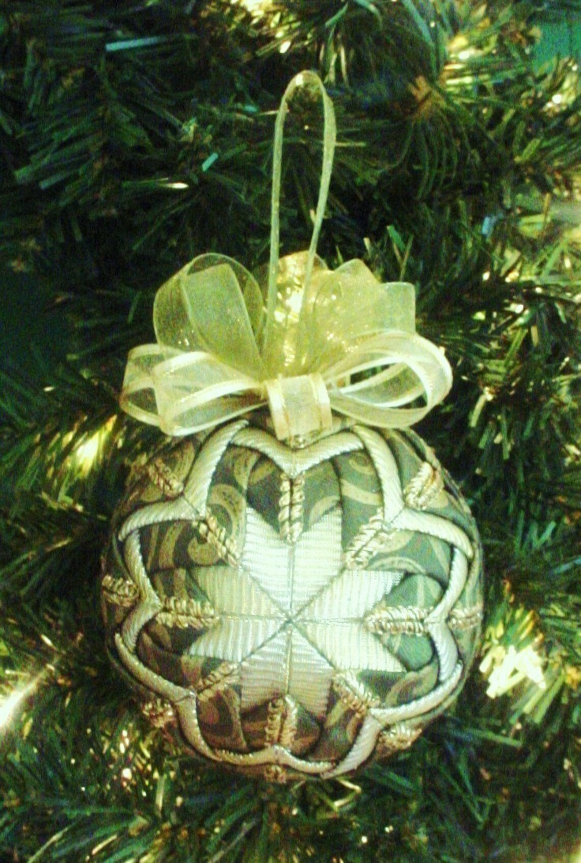Quilted Christmas Ornament Pattern PDF Tutorial Holiday Ornament ...
