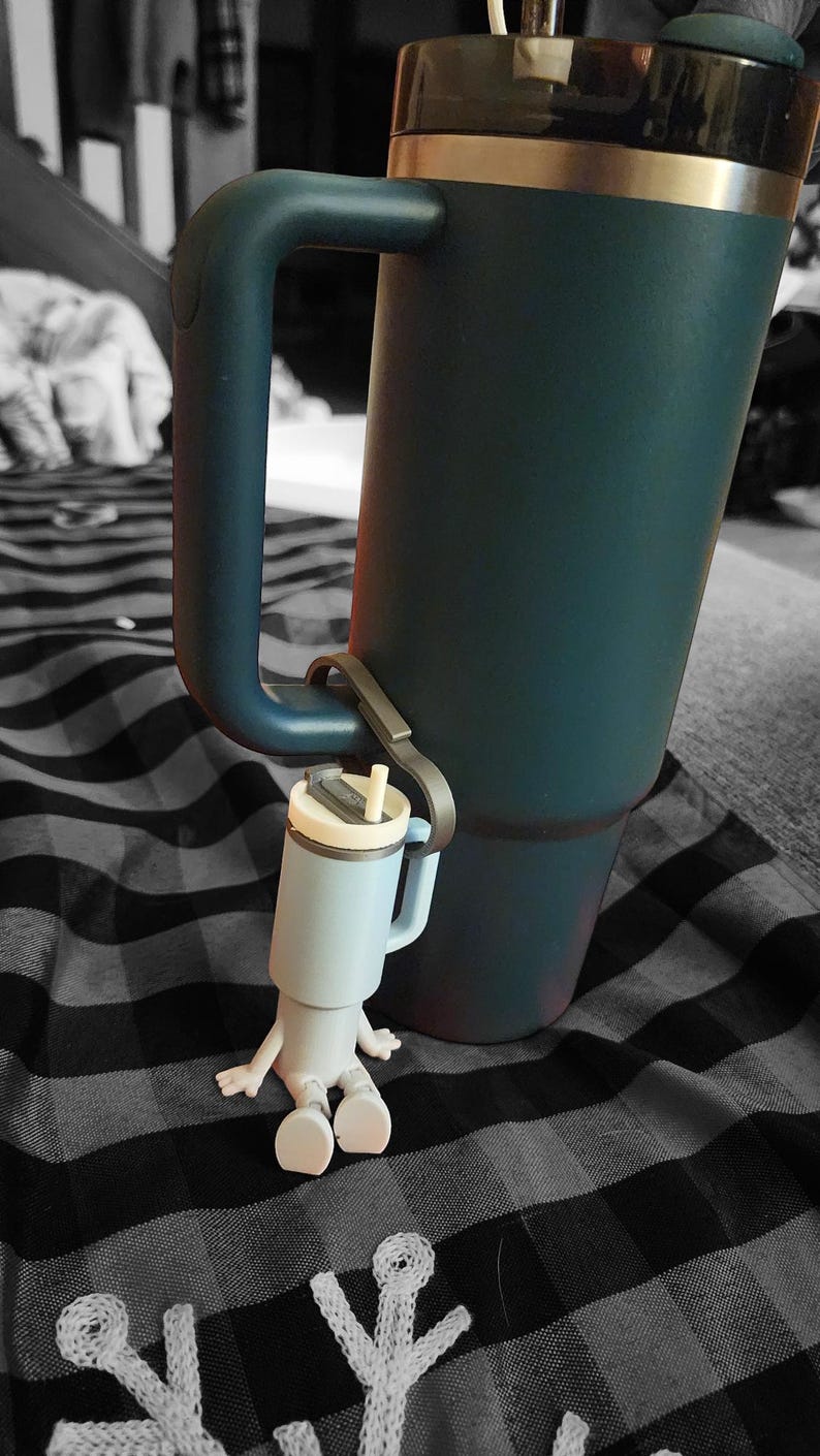 Tumbler Bottle Buddies Gift - Articulated Bottle Buddies Chapstick Lip ...