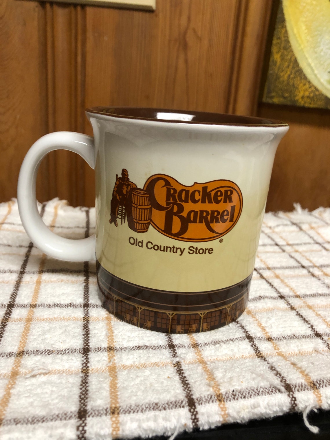 Cracker Barrel Old Country Store Fireplace Logs Ceramic Coffee Mug Cup ...