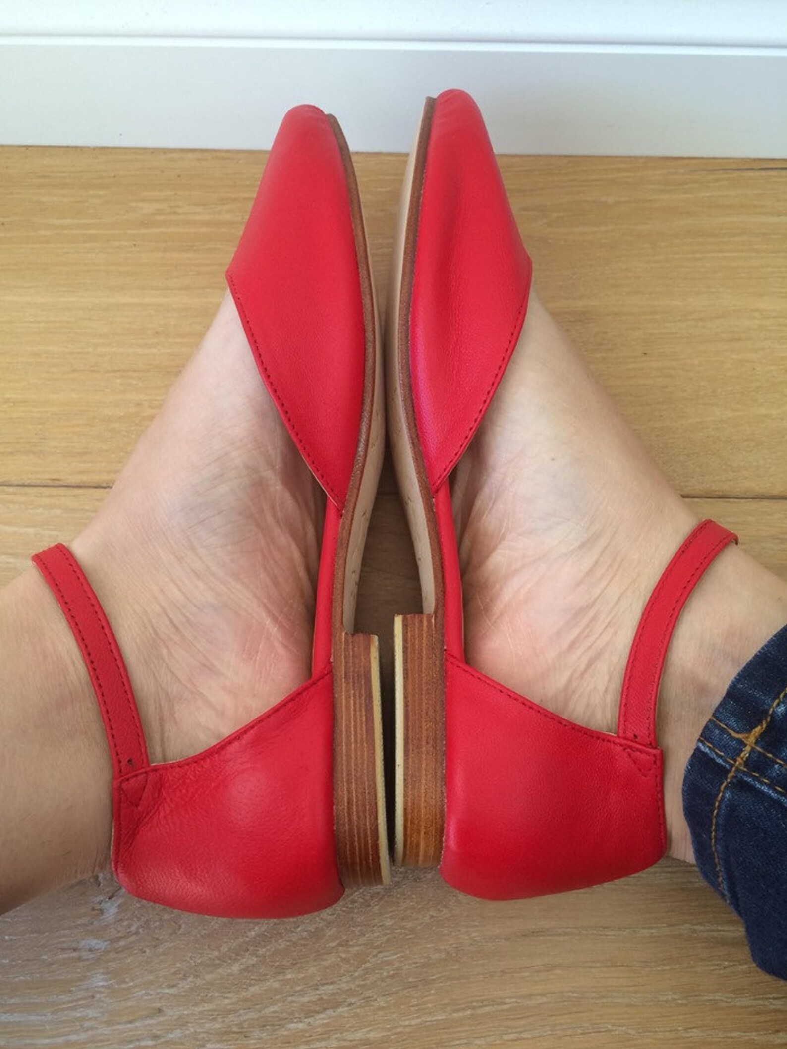 LOLA. Red Sandal / Women Shoes / Leather Flat Sandals / Women | Etsy