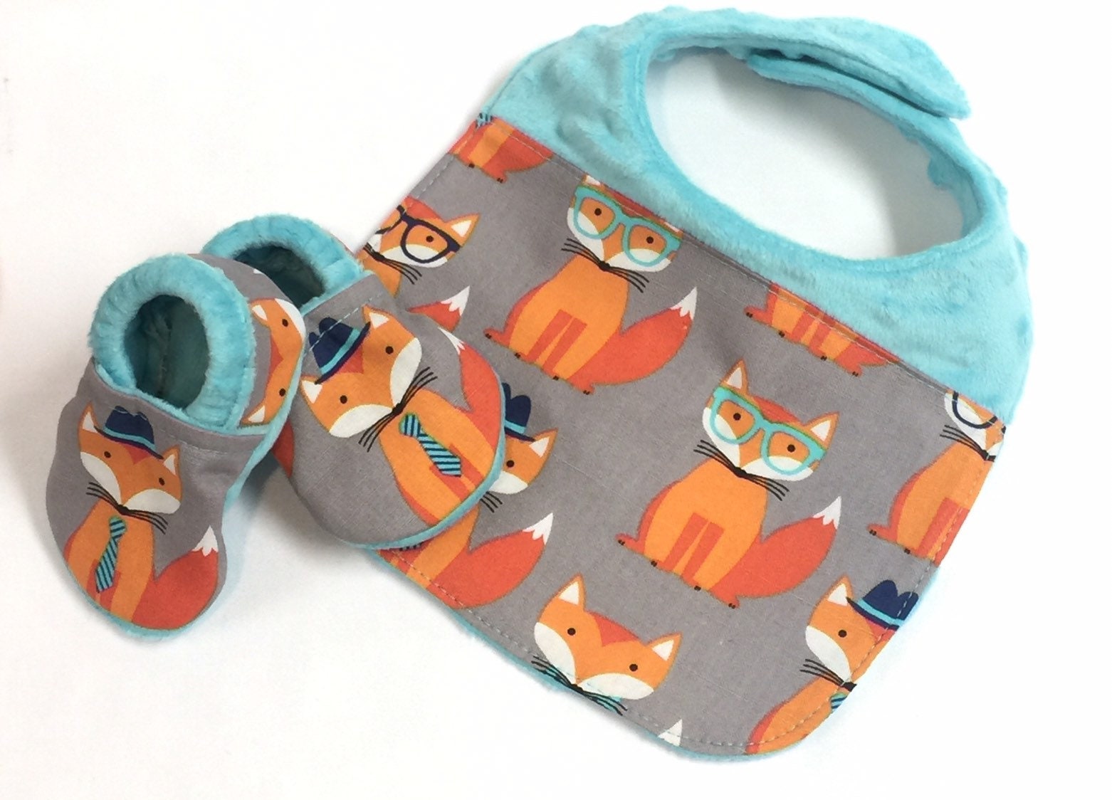 Fox Baby Bib and Bootie Set/ Foxes on Gray // Fox Baby Bibs // | Etsy