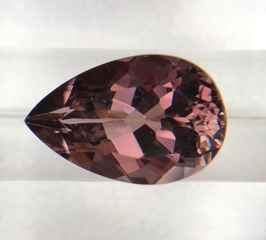 Rarest 6.84 Ct Scapolite (UV Fluorescent Purple to Pink) Afghanistan - Etsy