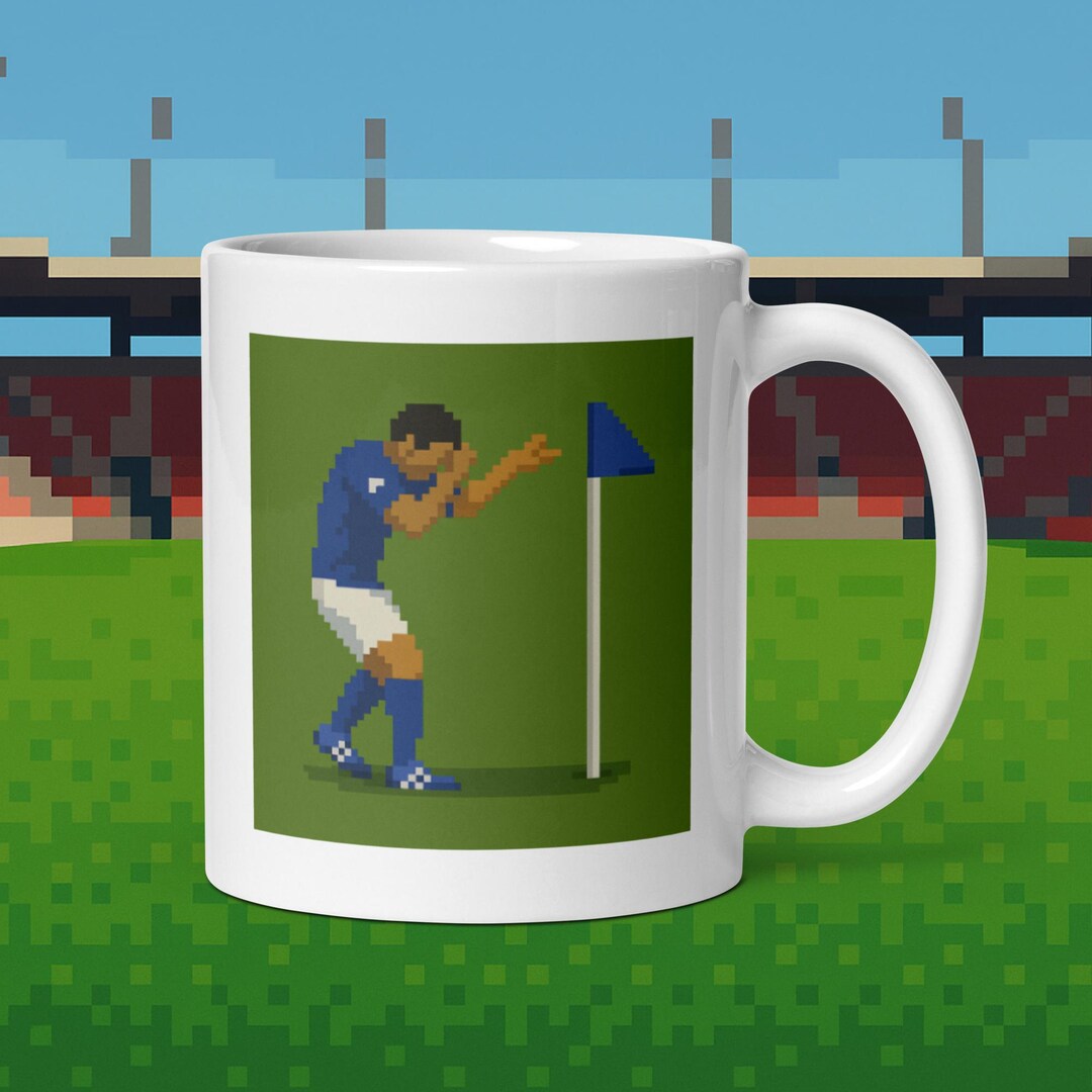 Tim Cahill Everton Mug – Corner Flag Celebration Gift – Pixel Art ...