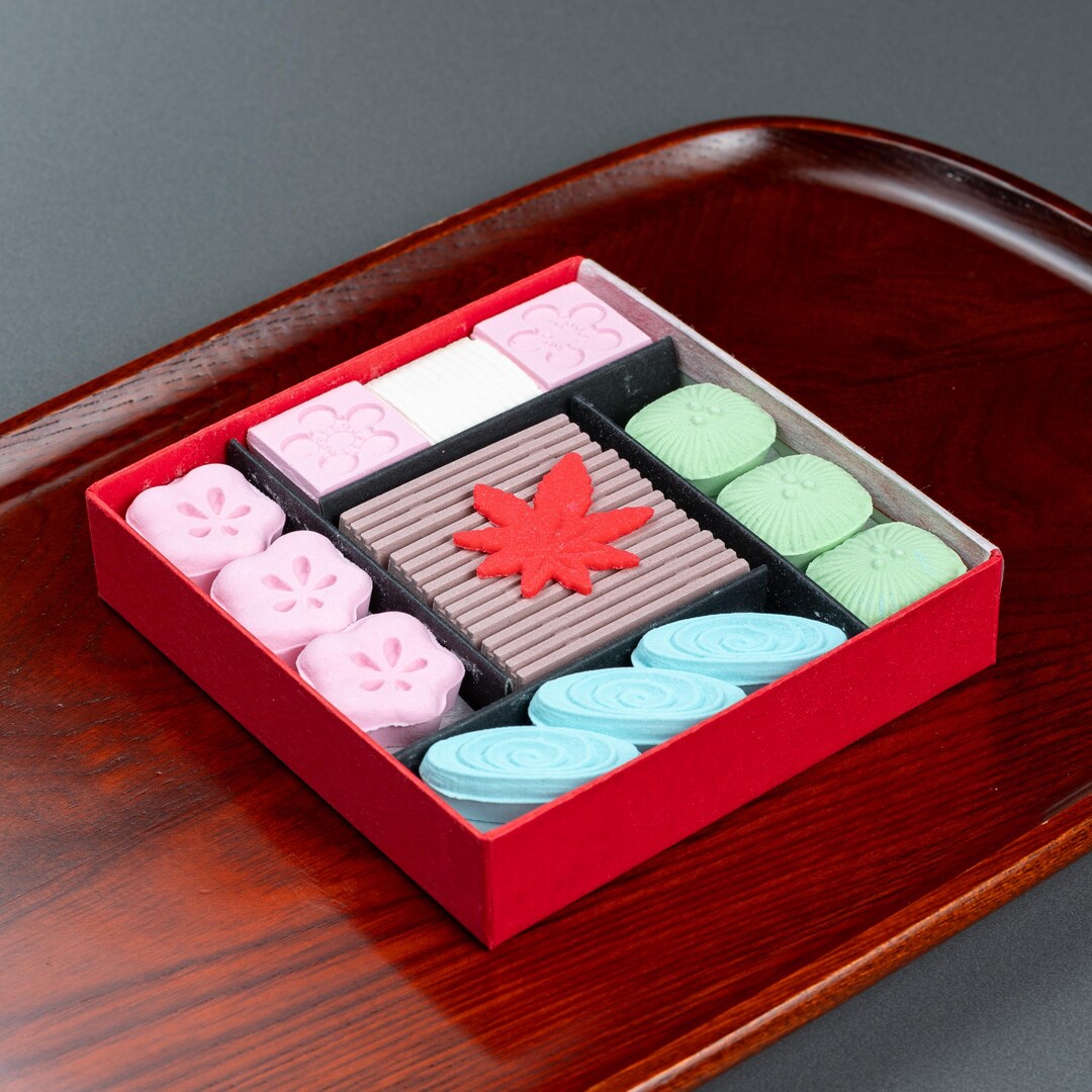 Moroeya Kanazawa Uchigashi Rakugan Unpei Higashi Wasanbon Dry ...