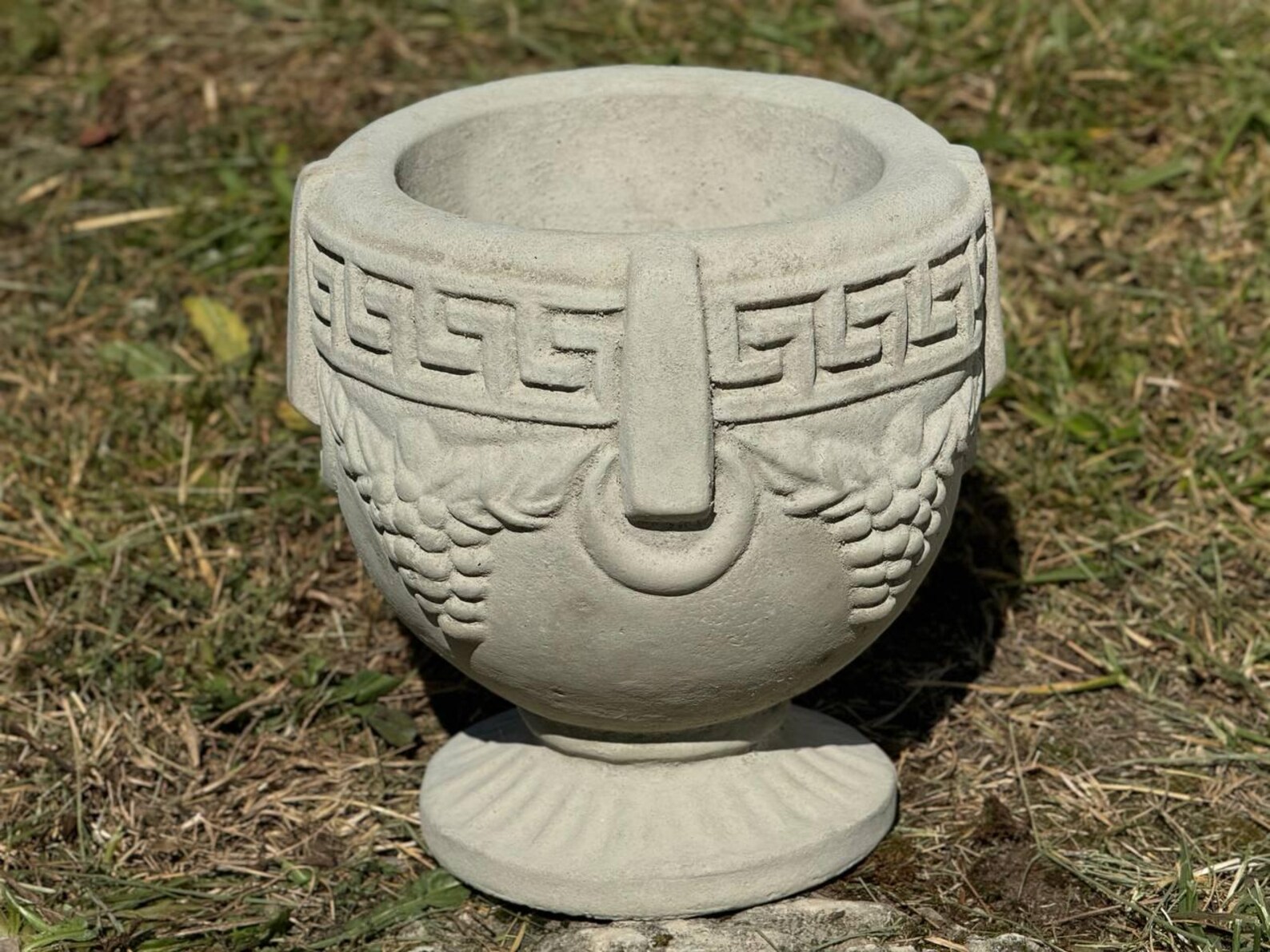 Flowers Pot Porch Statue 10 In, Outdoor Planter With Grapes, Garden ...