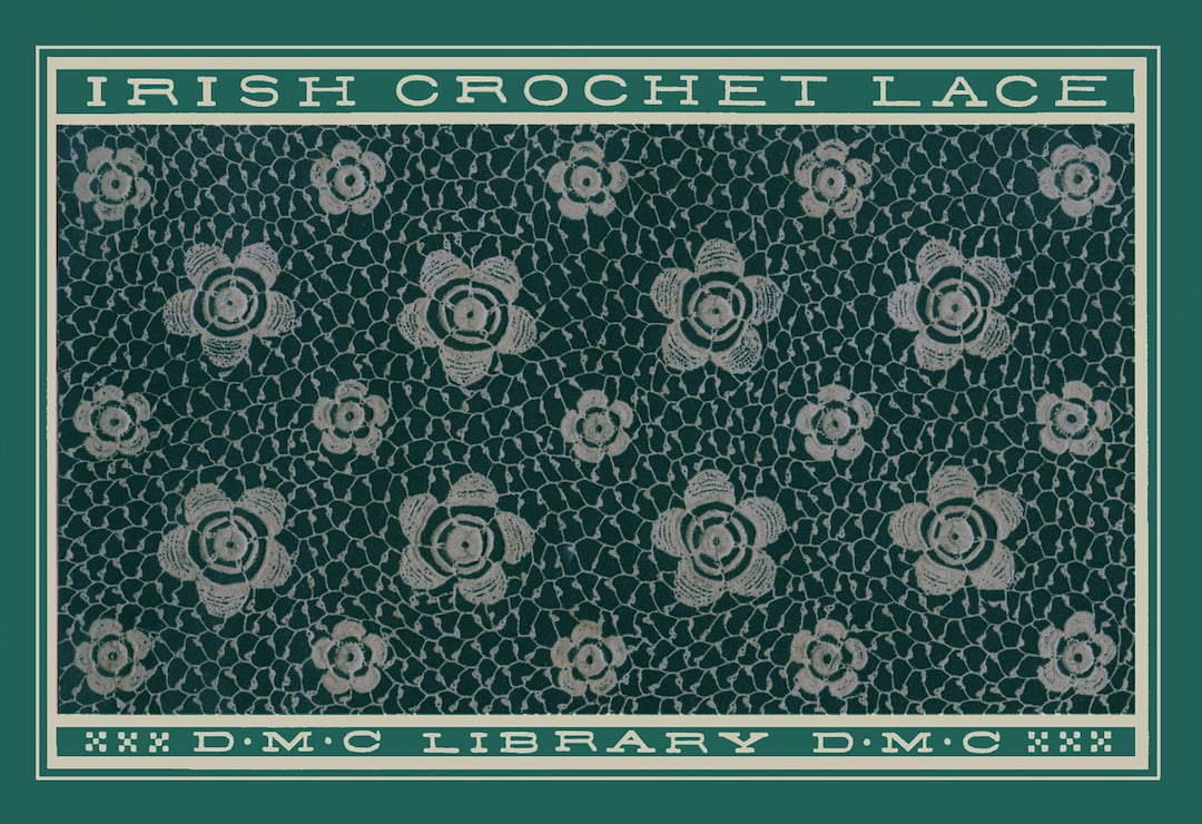 DMC Irish Crochet Patterns Book: Vintage Lace Motifs, Edgings, Collars ...