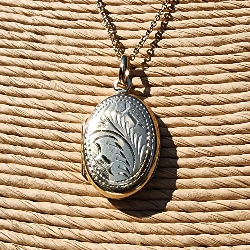 24k Gold Locket Photo - Etsy