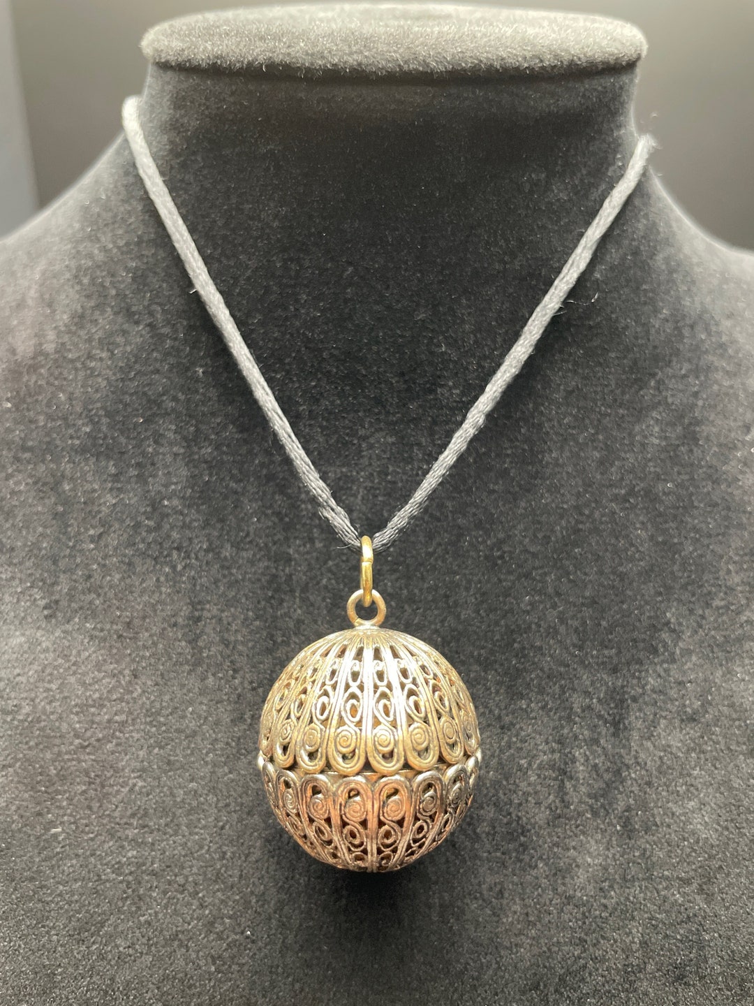 Victorian Original Vinaigrette/pomander Silver Filigree Pendant W ...