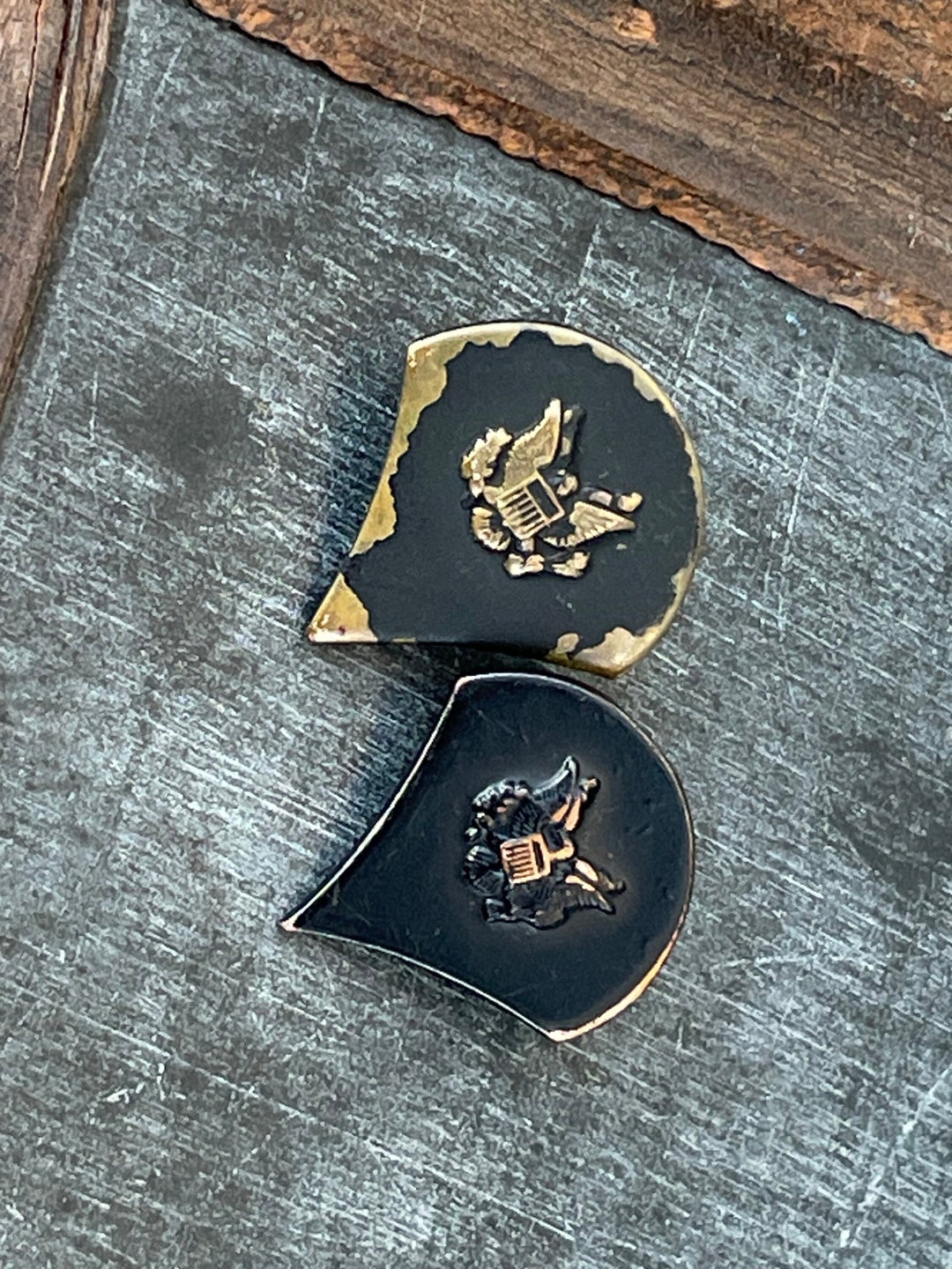 Vintage Vietnam Era U.S. Army Collar Pins for Rank Spec 4 Military Pins ...