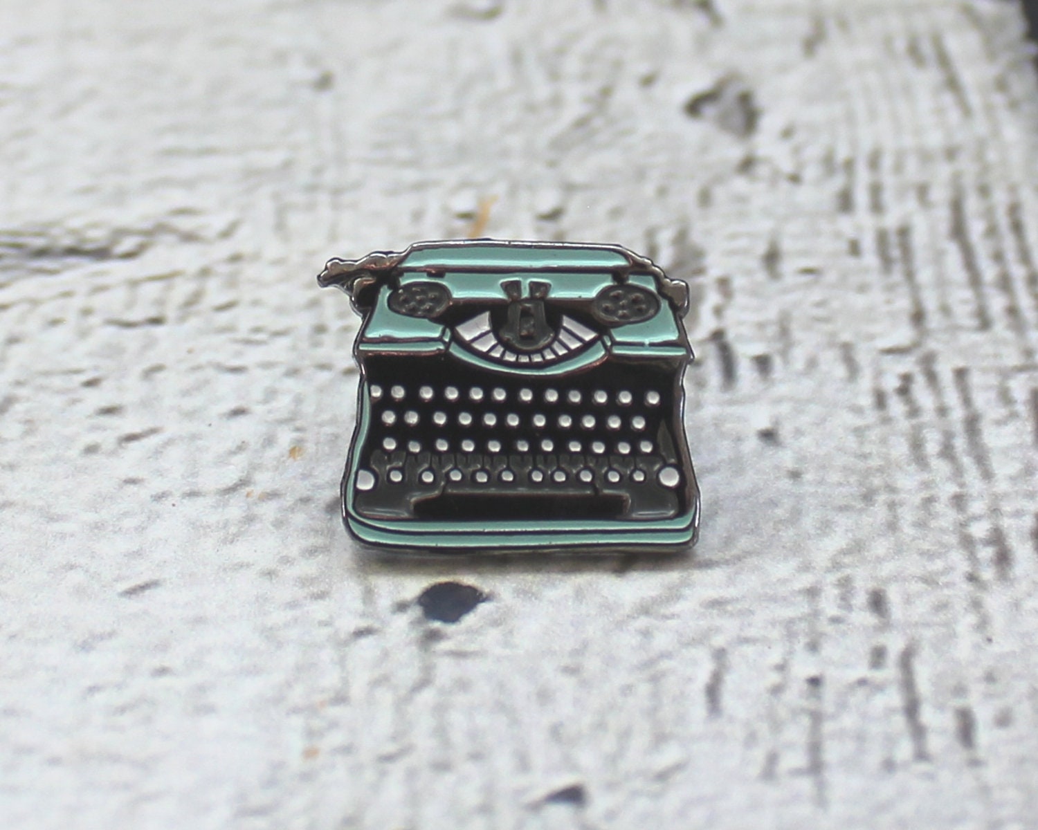 Typewriter Pin Vintage Typewriter Enamel Pin Writer Gift | Etsy