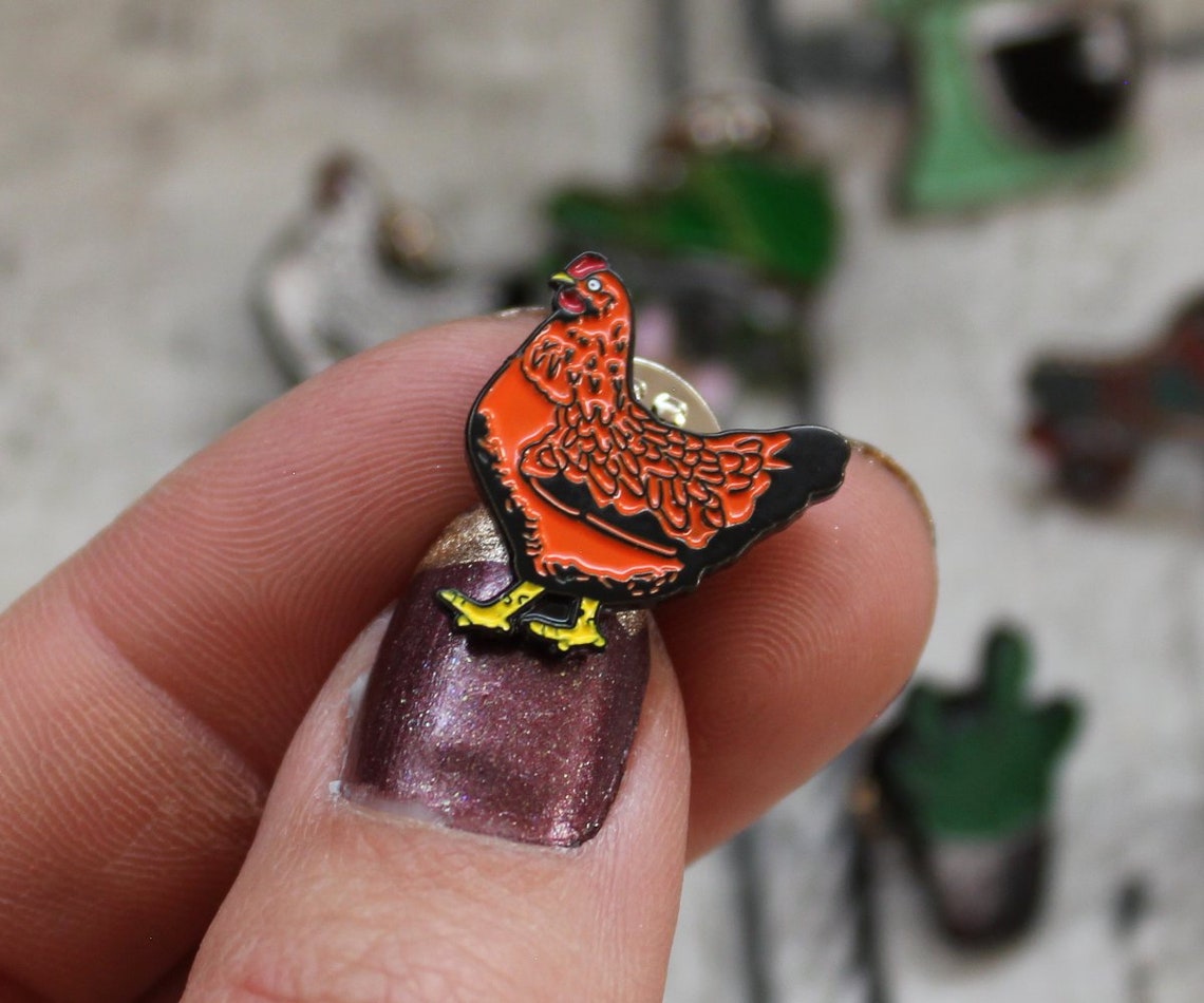 Little Red Hen Pin Rust Hen Easter Egger Back Yard - Etsy