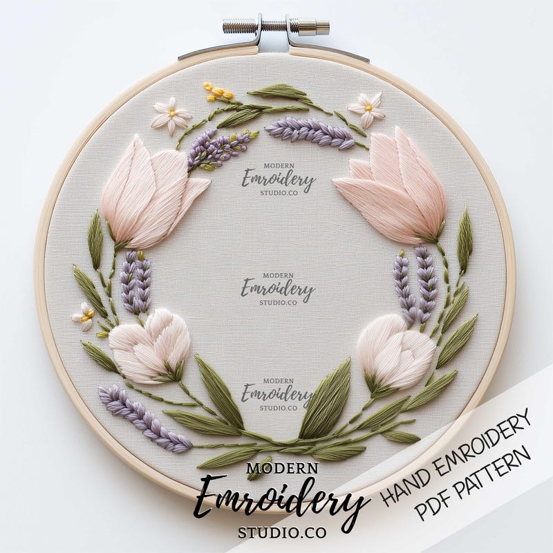 Machine Embroidery Wreath of Tulips - Etsy
