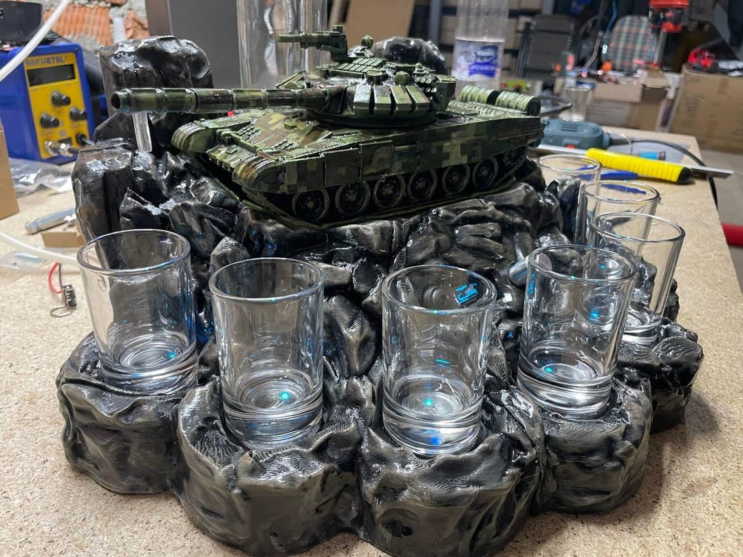Premium Tank Alcohol Dispenser – Military Army Toy Tank Led-lit ...