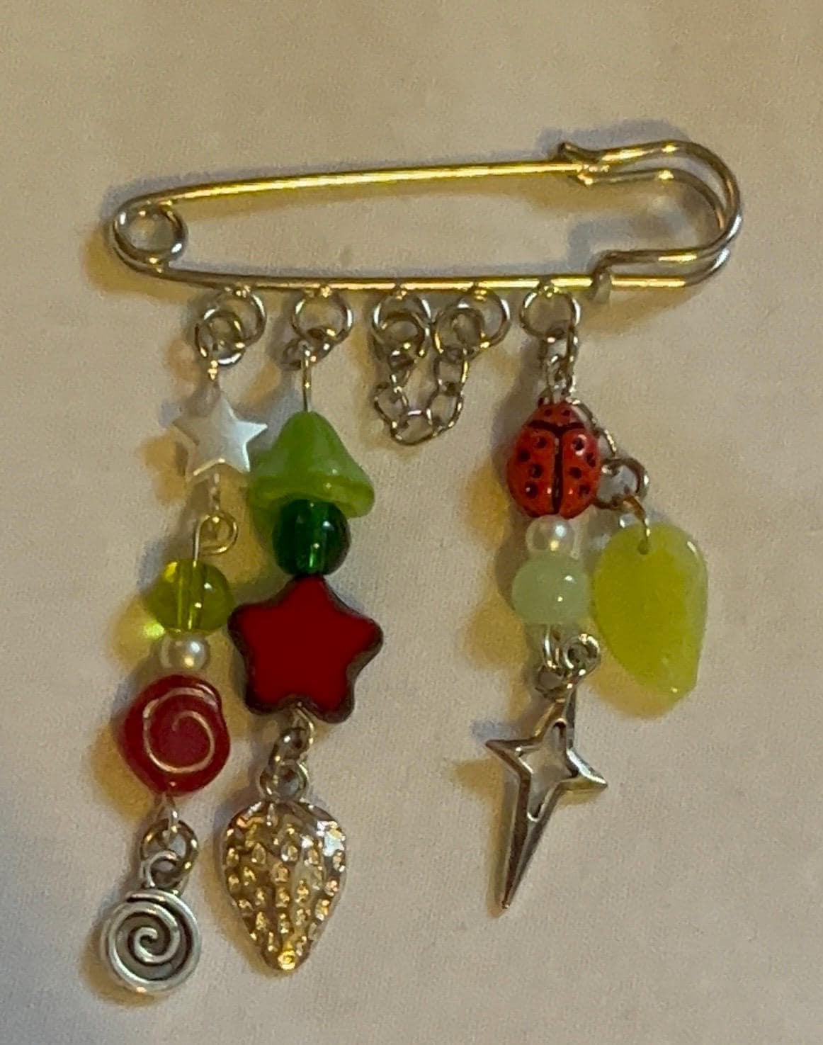 Safety Pin Bag Charms!! - Etsy