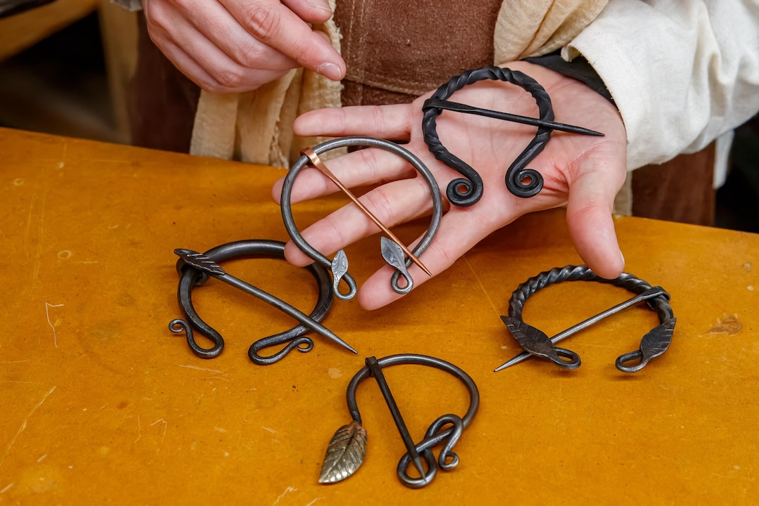 Cosplay Medieval Jewelry Decorative Pins Shawl Pin Yule Gifts Ancient ...