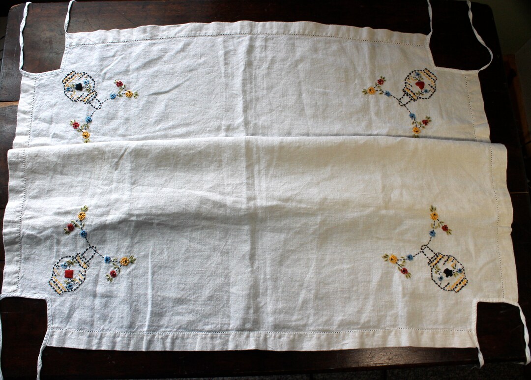 Vintage Card Table Tablecloth Embroidered Playing Card Suits PLUS ...