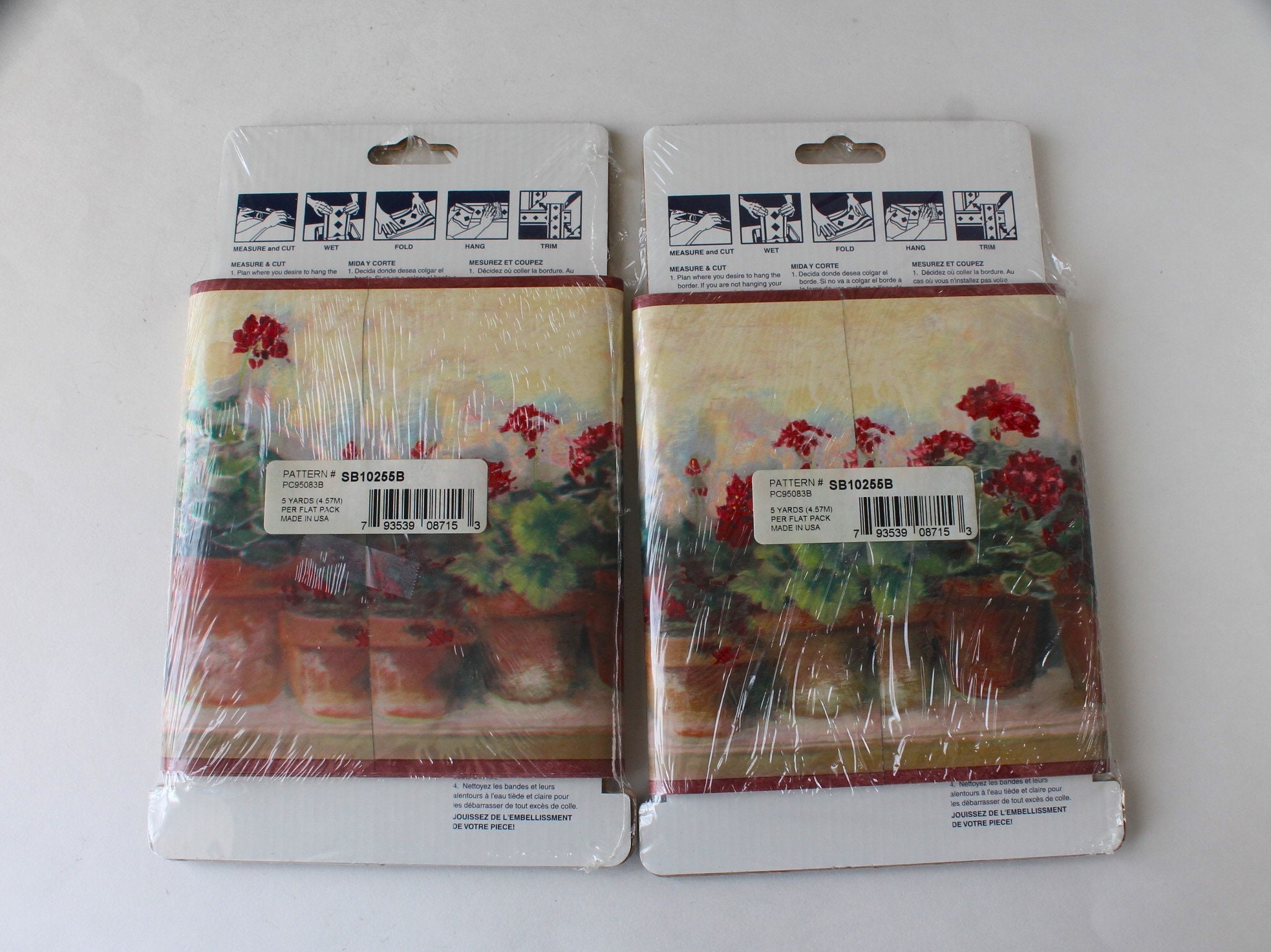 2 Vintage Expressions Border Wall Paper in Package, Red Geraniums in ...