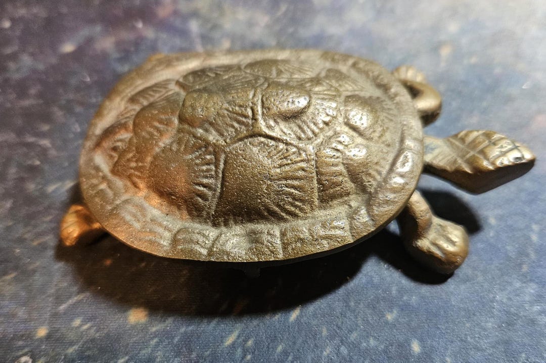 Vintage MCM Brass Etched Turtle Figure Box Trinket Hinged Lid 4"x3"x1 ...
