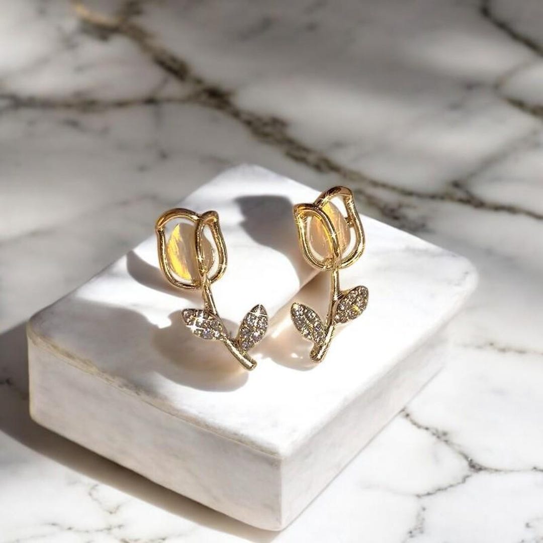 Tulip Earrings, Flower Stud Earrings, 925 Sterling Silver, Delicate Tulip Earrings, Silver Tulip ...