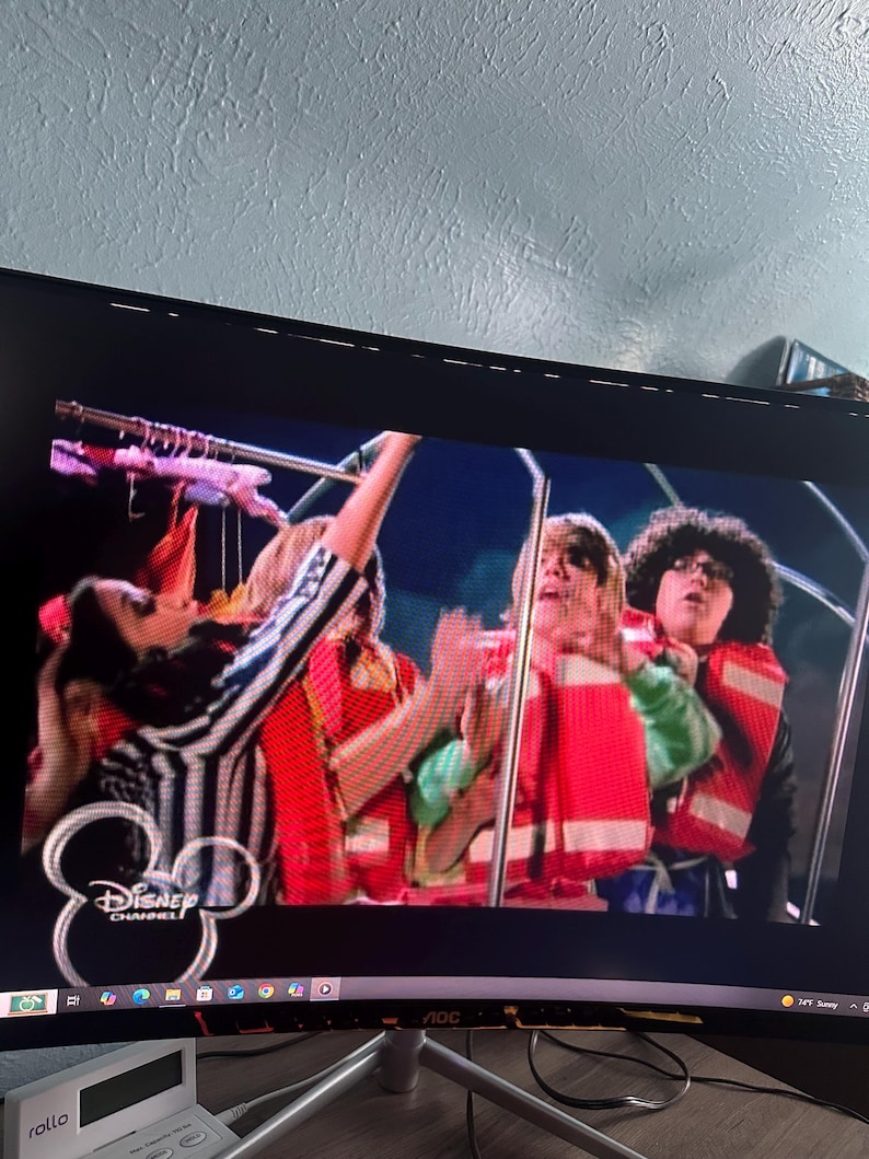 Suite Life on Deck: Lost at Sea World Premiere (10/2/2009) Disney ...