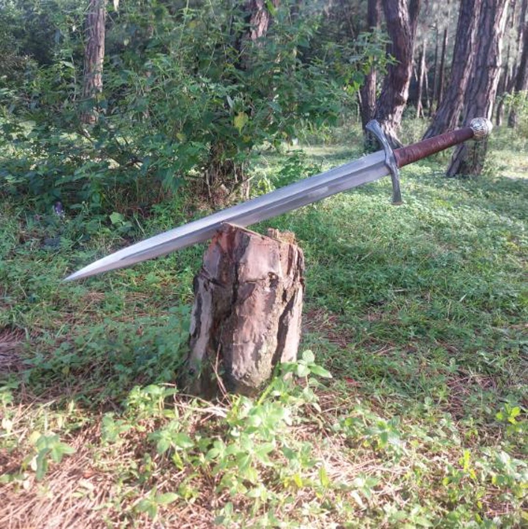 24 Inches Nepali Kukri Sword: Full Tang Viking-style Blade, Hand-forged ...