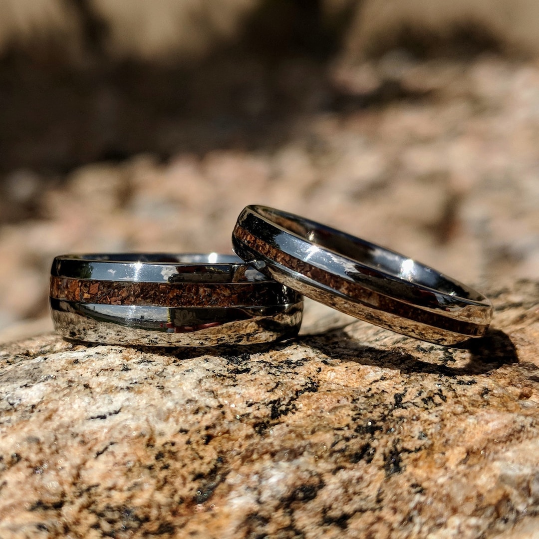 Matching Titanium Rings Set With T-rex Fossil Inlay His and Her Rings ...