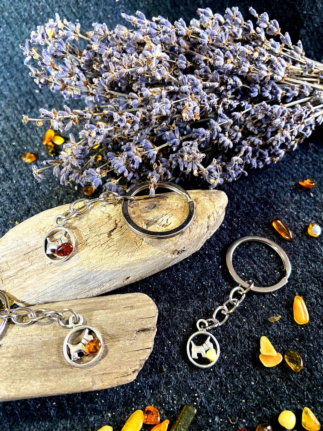Amber Keychain Jewelry for Dog Lovers Natural Gemstone Cute Look ...