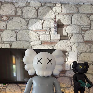 KAWS Counting Money Statue - XL Size - Collectible Decor Sculpture ...