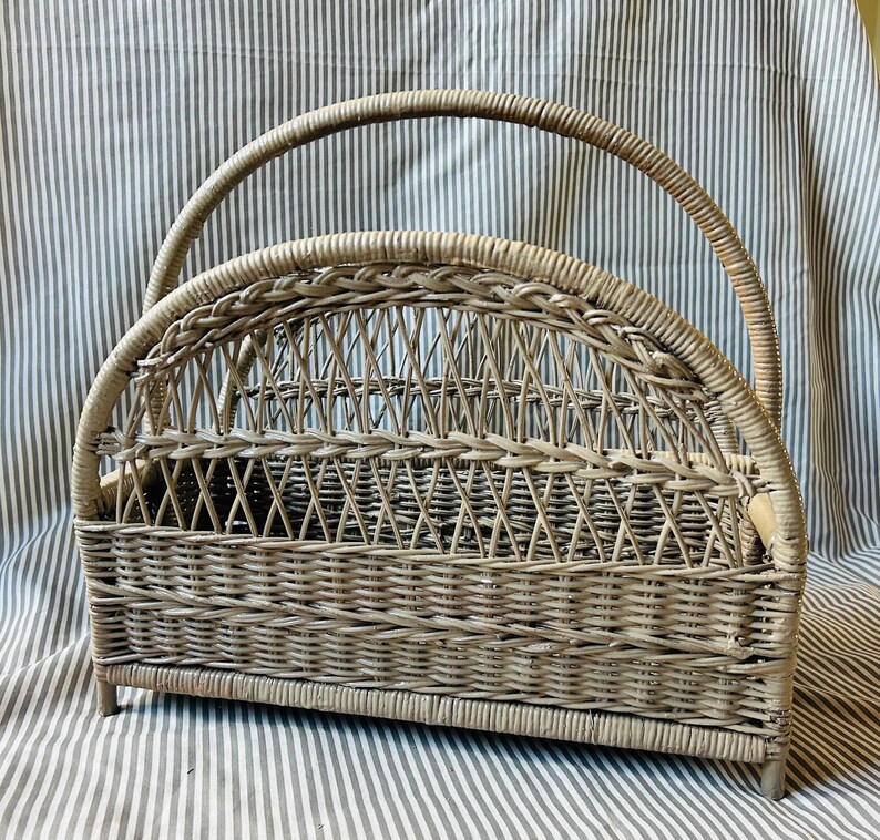 Vintage Wicker Magazine Rack - Etsy