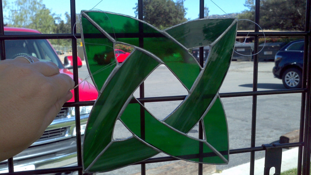 Celtic Ying Yang Knot Etsy