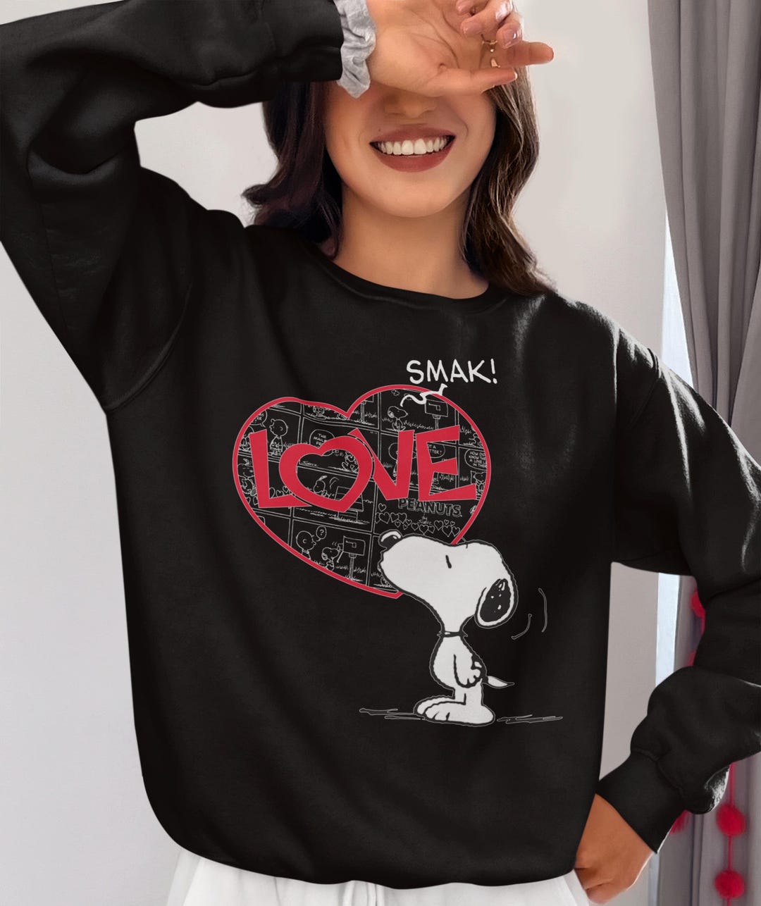Peanuts Snoopy Comic Love Smak Official Sweatshirt Retro Snoopy ...