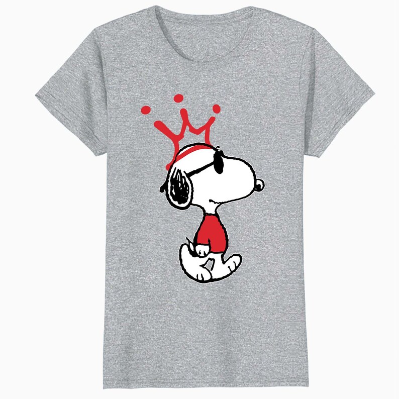 Peanuts Snoopy King Dog Crown Retro 80s 90s Cartoon Official Women's T ...