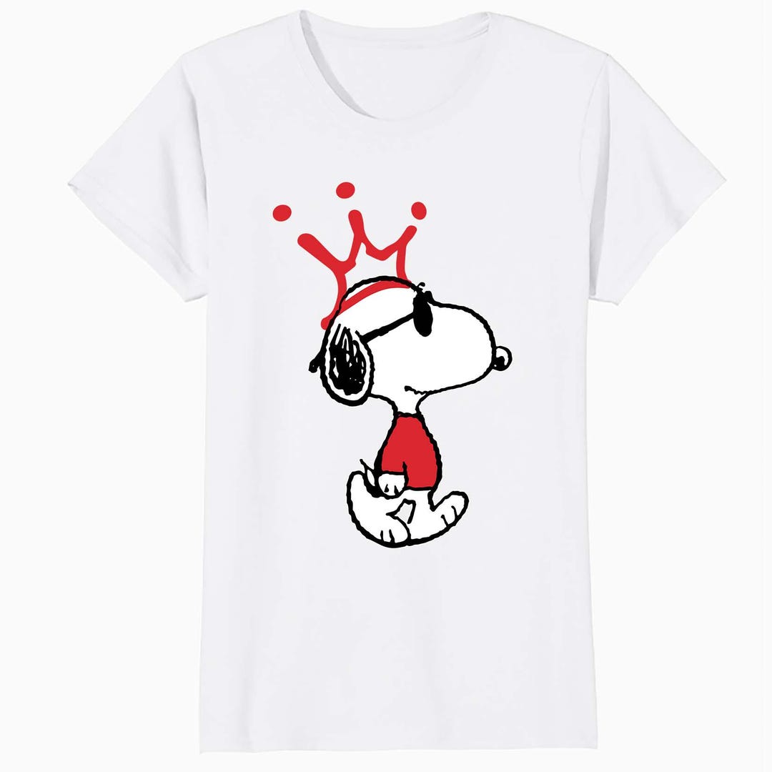 Peanuts Snoopy King Dog Crown Retro 80s 90s Cartoon Official Women's T ...
