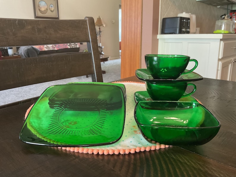 9 Pieces of Vintage Forest Green Dinnerware, Charm by Anchor Hocking - Etsy