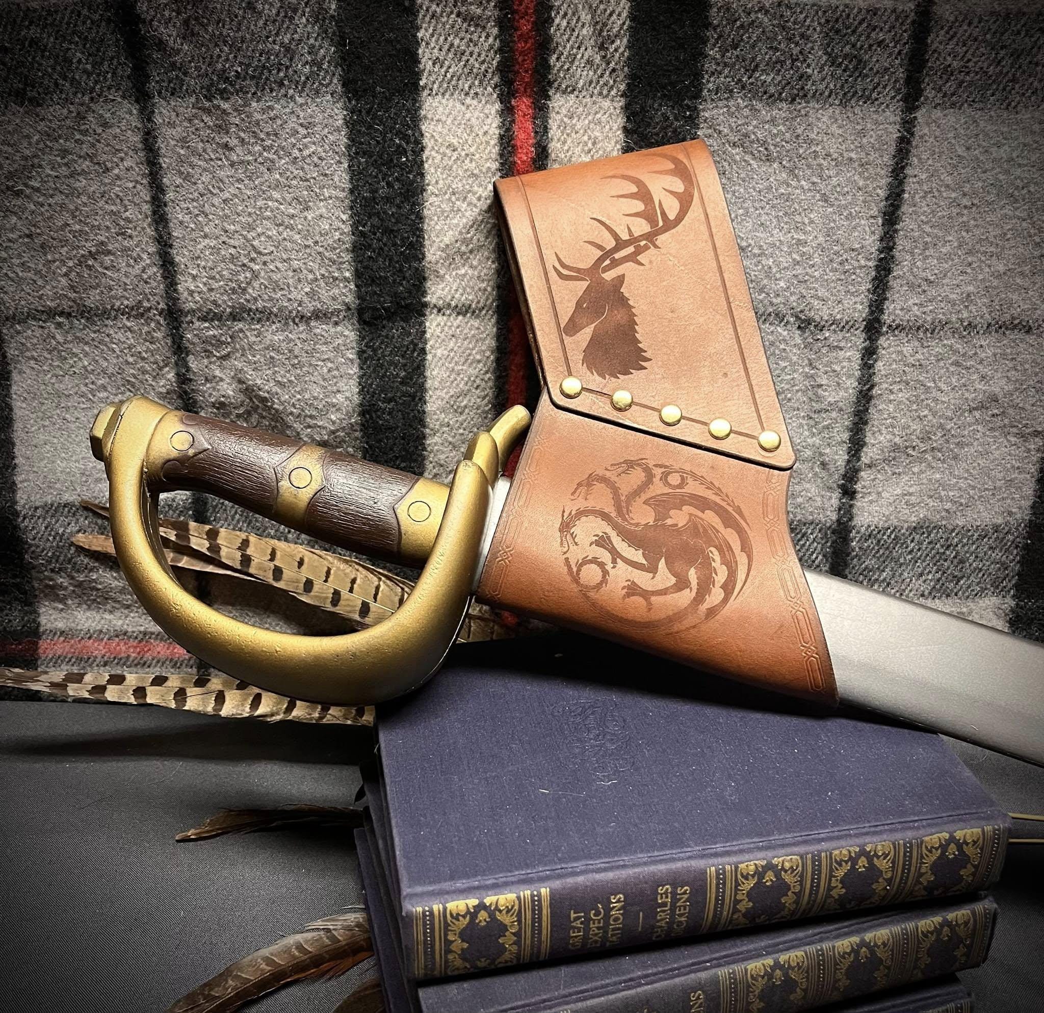 Simple Leather Scabbard Pattern (PDF, DXF, SVG) - Etsy