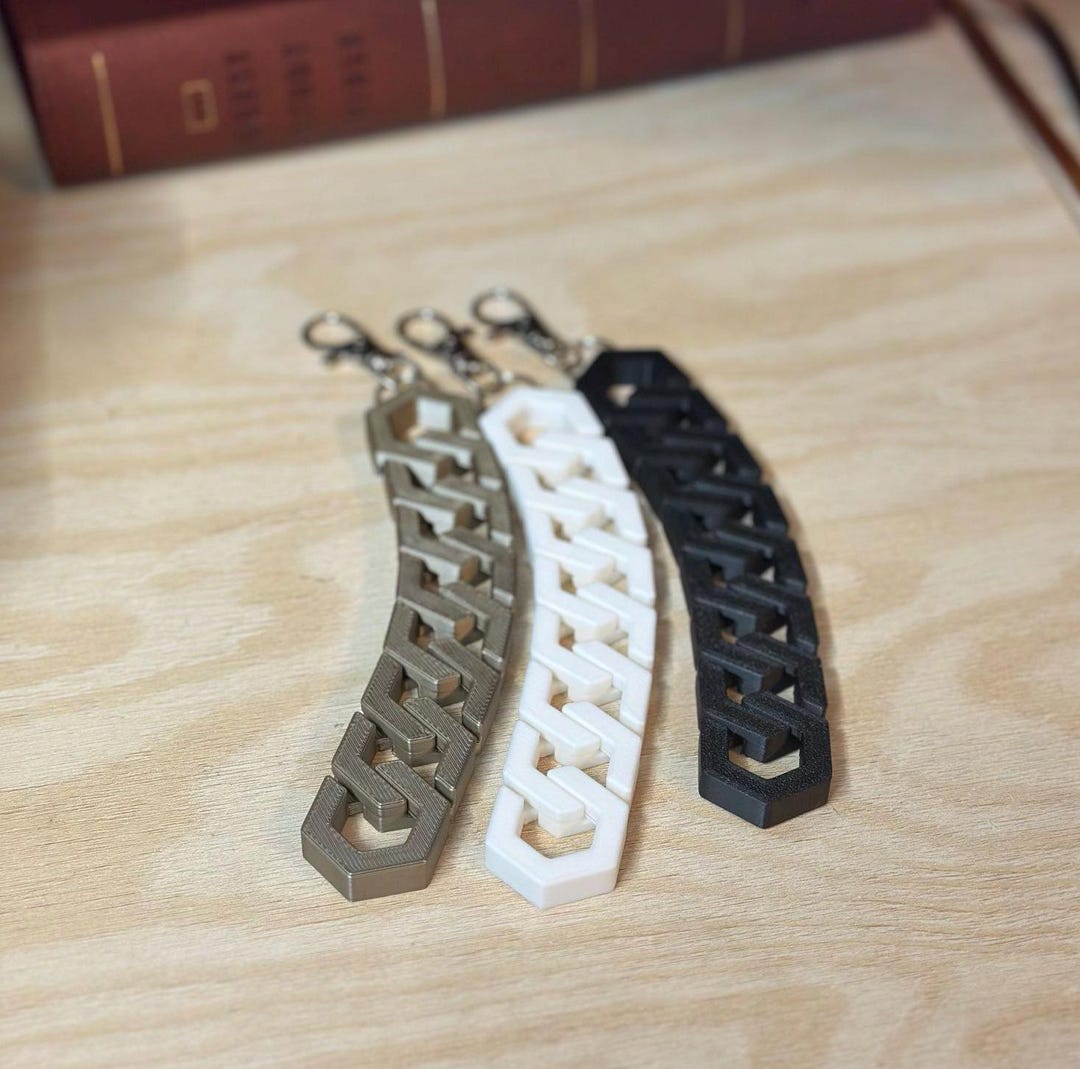 Articulated Hex Fidget Keychain – Flexible Geometric Chain for Focus ...