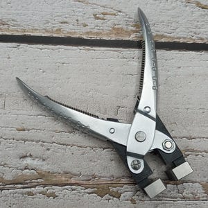 Parallel Action Zigzag Jewelry Pliers: Metal Texture Tool - Etsy
