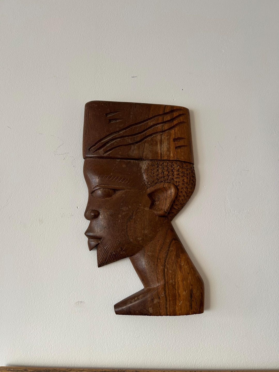 African Wood Carving – Side Profile of Man in Traditional Nigerian Kufi ...