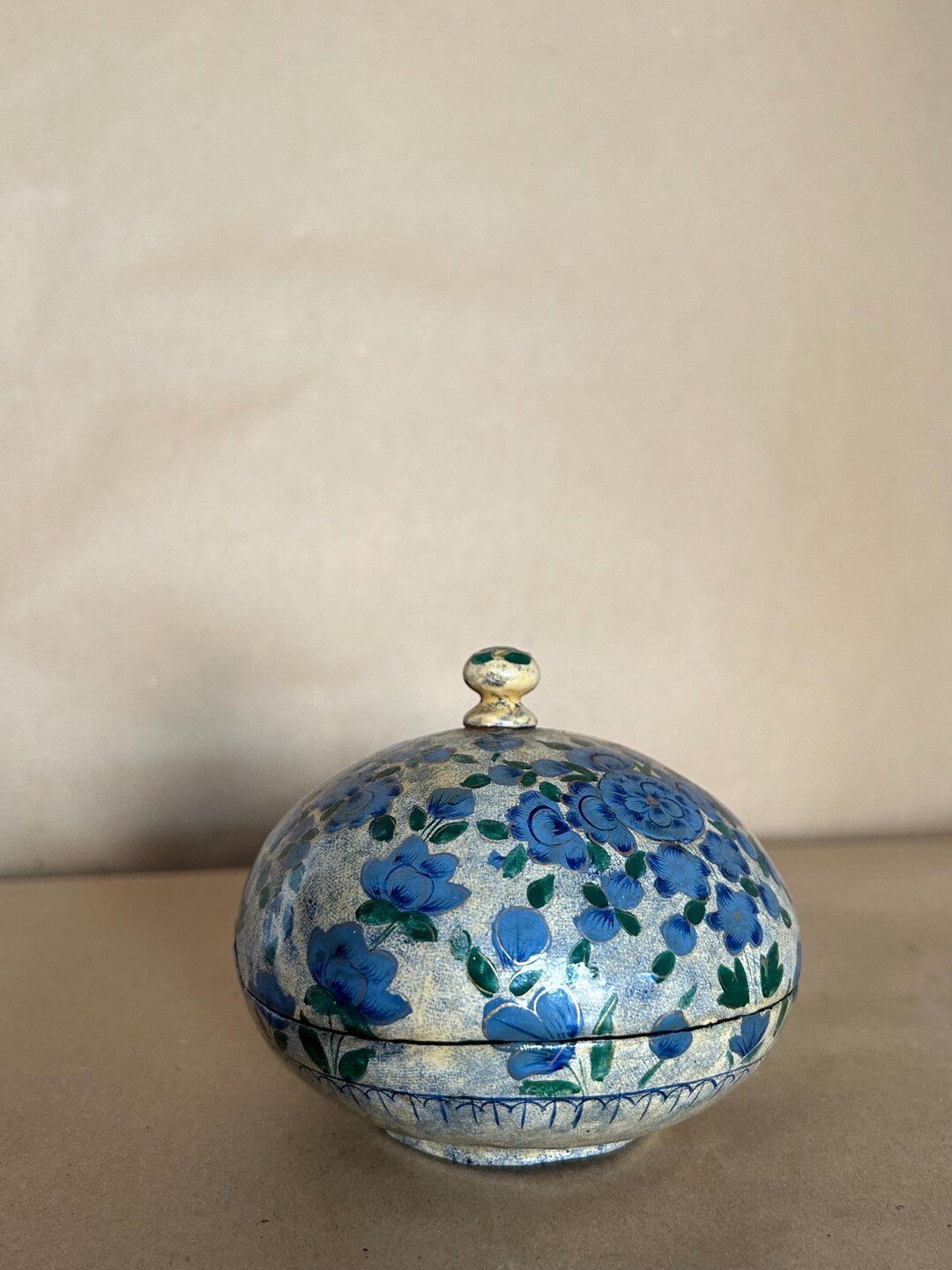 Exquisite Indian Kashmiri Paper Mache – Handcrafted by Local Artisans ...