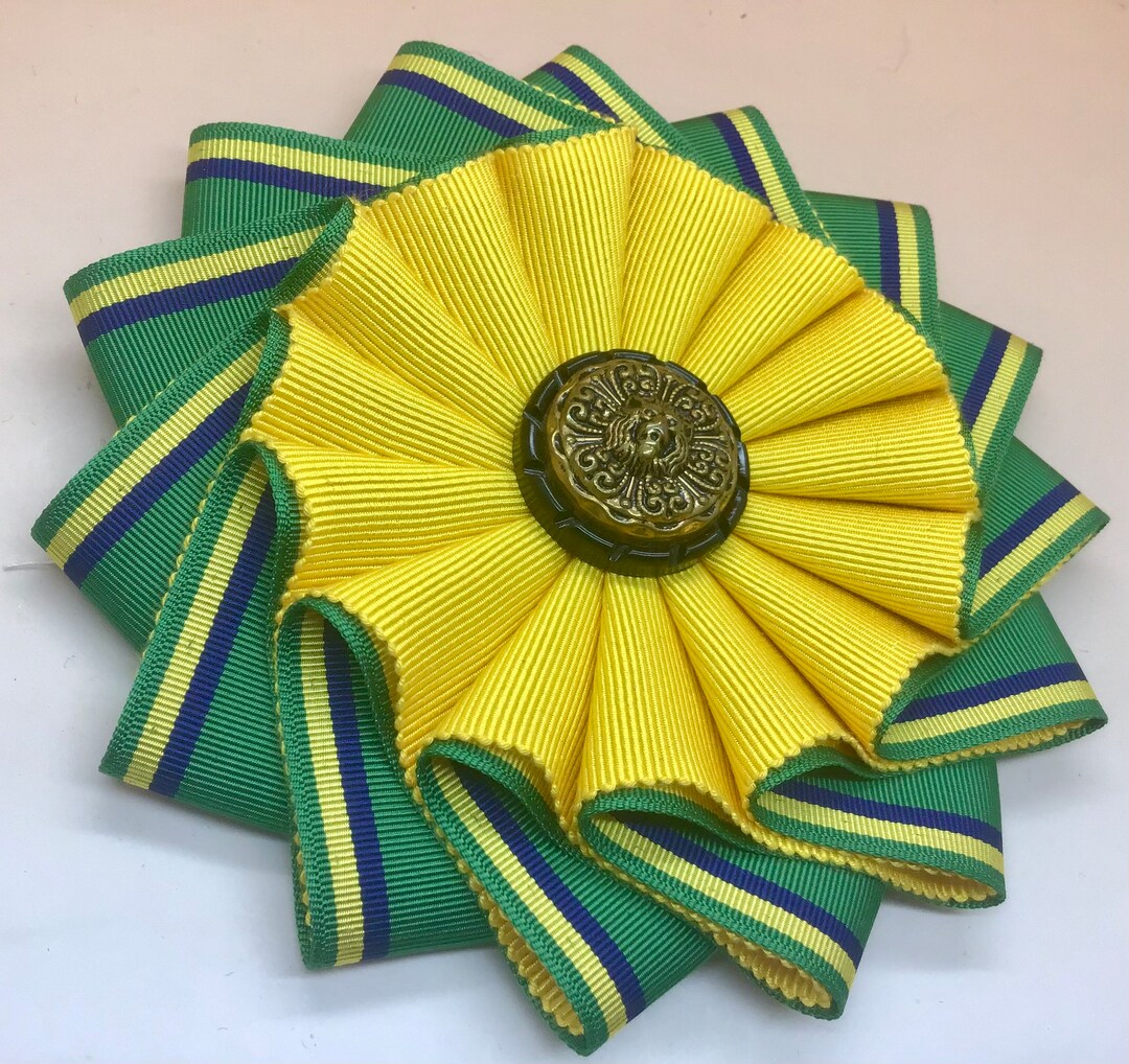 Yellow Blue and Green Pinwheel Cocarde Cockade Applique Millinery ...