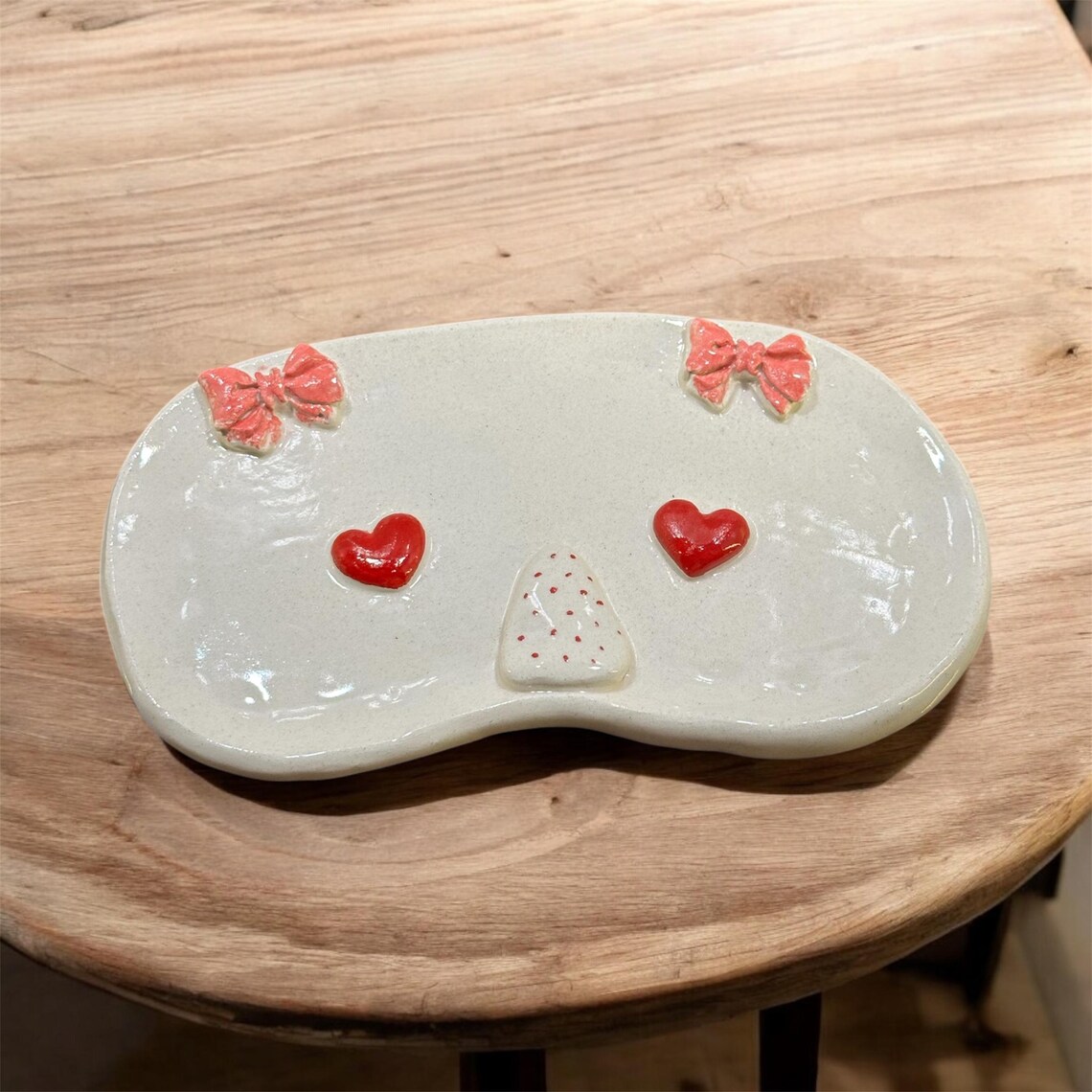 Handmade Ceramic Face Glasses Tray | Mrs. Princess | Unique Eyewear ...