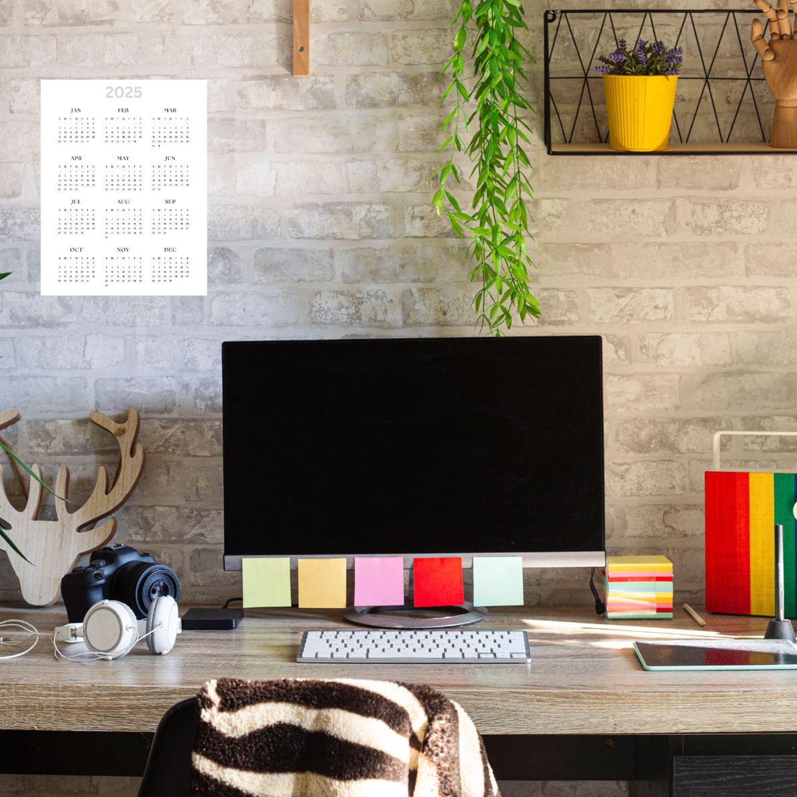 Printable Year-on-a-page Calendar Sleek and Streamlined: 2025 Printable ...